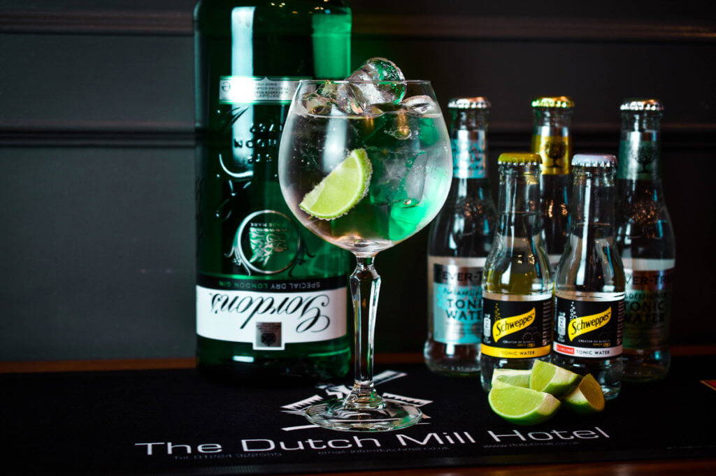 Bar | The Dutch Mill Hotel