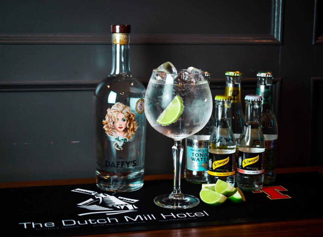 Bar | The Dutch Mill Hotel